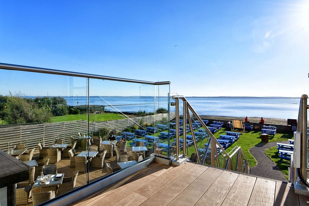 The Osborne View Pub Restaurant, Fareham | Great Food & Sea Views